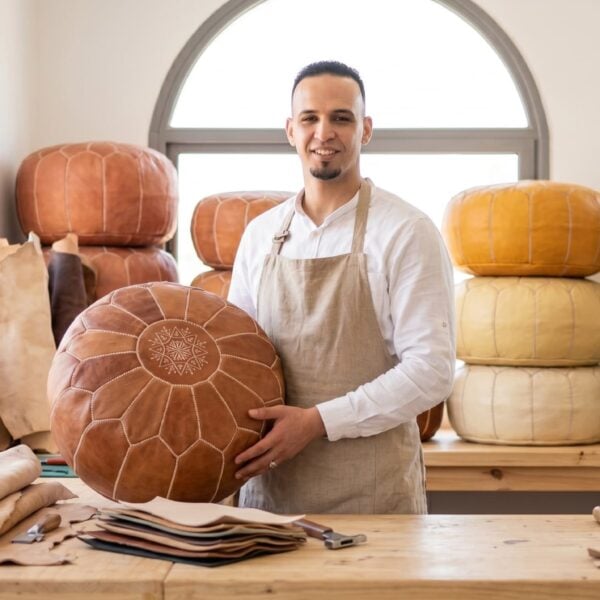 Traditional Tadelakt: Morocco's Waterproof Plaster Guide